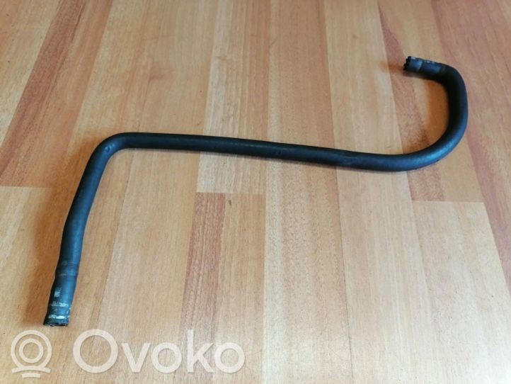 4R838C362AB Jaguar XF X250 Tuyau de liquide de refroidissement moteur ...