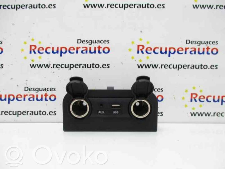 961201W010 KIA Rio Radio/CD/DVD/GPS head unit, 39.93 € | RRR