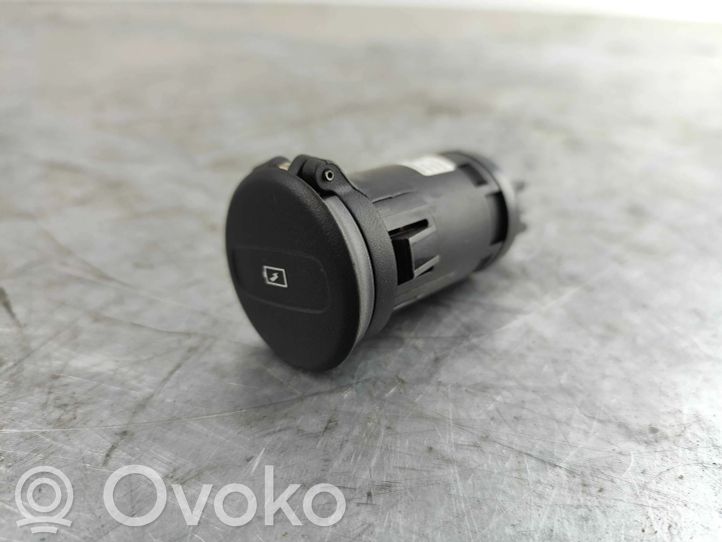 32231928 Volvo XC60 Connecteur/prise USB, 27.83 € | OVOKO