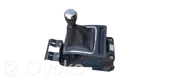 Jeep Compass Gear selector/shifter (interior), 35.06 € | RRR