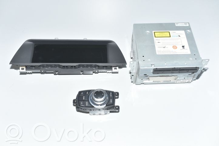 65829206444 BMW 5 F10 F11 Unité principale radio / CD / DVD / GPS, 299. ...