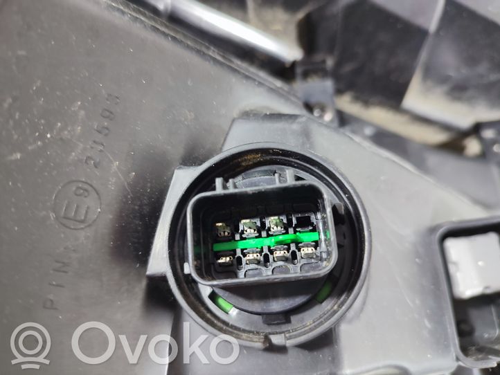 92207N7100 Hyundai Tucson IV NX4 Priekinis žibintas, 190.00 € | RRR