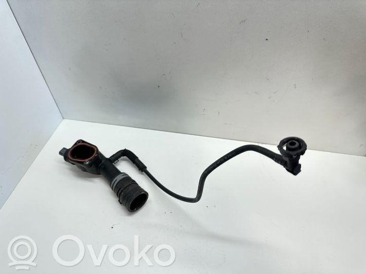 03L121132A Audi A4 S4 B8 8K Tuyau de liquide de refroidissement moteur ...
