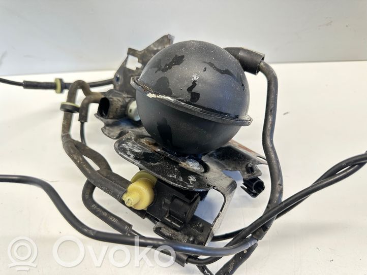 8K0906627 Audi A4 S4 B8 8K Valve vacuum, 12.00 € | RRR