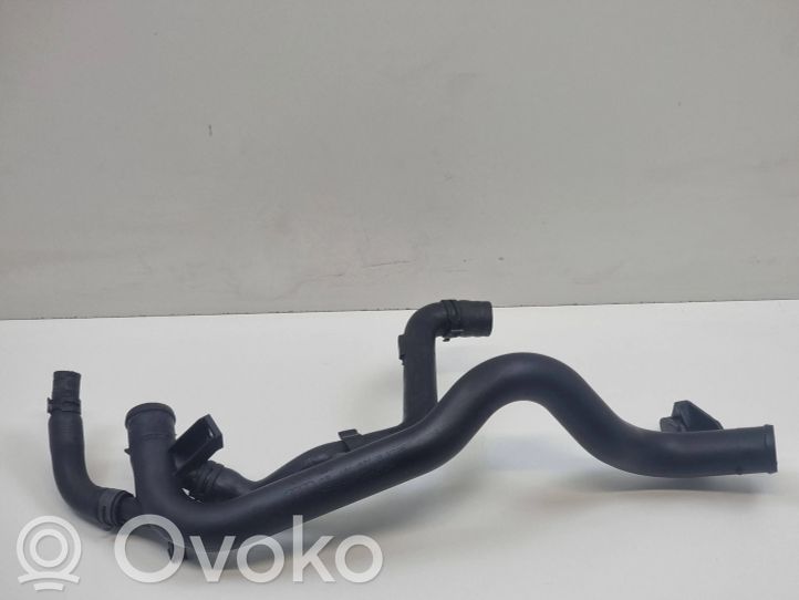 03L121071B Audi Q5 SQ5 Engine coolant pipe/hose, 14.00 € | RRR
