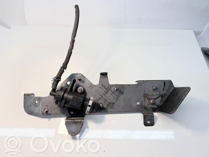 8509323 BMW X5 E70 Turbo solenoid valve, 29.99 € | RRR
