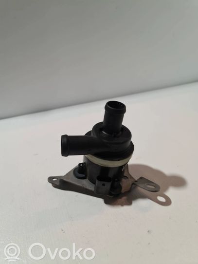 55588581 Opel Zafira C Pompe à eau de liquide de refroidissement, 25.00 ...