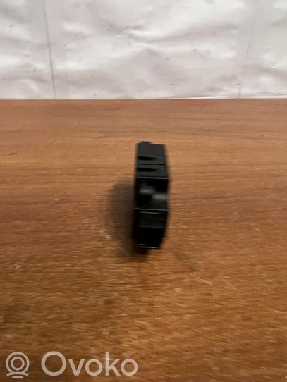 A0999063502 Mercedes-Benz A W177 Attuatore/motore della valvola del ...