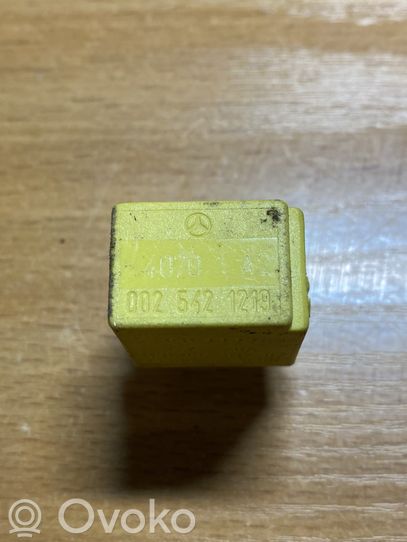 0025421219 Mercedes-Benz ML W163 Other relay, 10.00 € | RRR