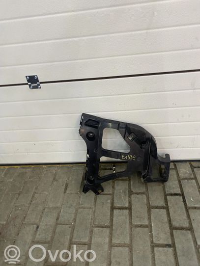 51127227757 BMW X5 E70 Rear bumper mounting bracket, 25.00 € | RRR