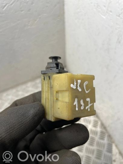 04671336 Jeep Grand Cherokee (WJ) Capteur pédale de frein, 4.99 € | OVOKO