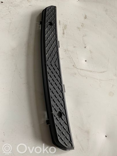 A9068850011 Mercedes-Benz Sprinter W906 Moulure de pare-chocs avant, 25 ...