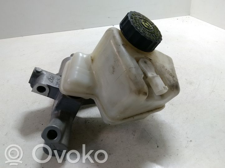A2044300002 Mercedes-Benz C W204 Maître-cylindre de frein, 30.00 € | OVOKO
