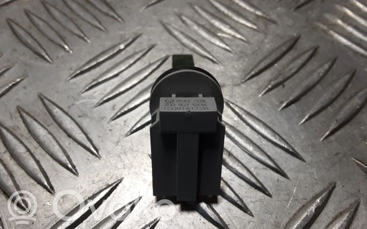 3D0907543A Audi A4 S4 B9 Capteur de température intérieure, 10.00 € | OVOKO