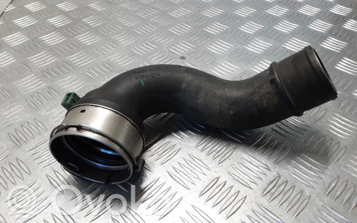 144604JA0C Nissan Navara D23 Intercooler hose/pipe, 25.00 € | RRR