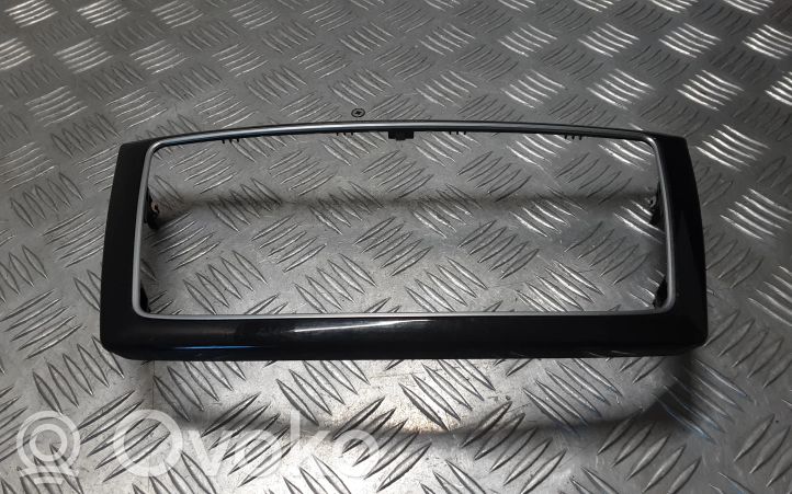 A1666802417 Mercedes-Benz GLE (W166 - C292) Radio/GPS head unit trim ...