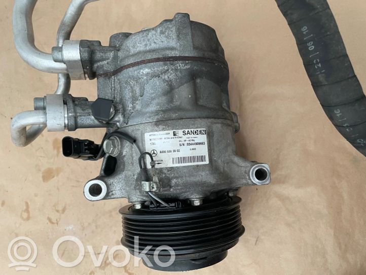 A0008303902 Mercedes-Benz GLC X253 C253 Compressore aria condizionata ...