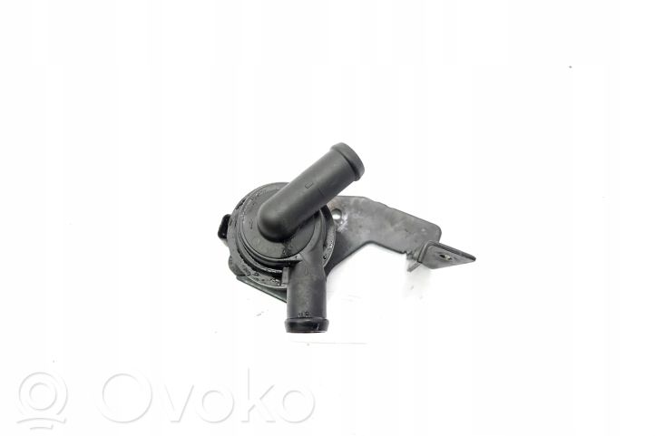 03L965561A Audi A6 S6 C6 4F Pompe à eau de liquide de refroidissement ...
