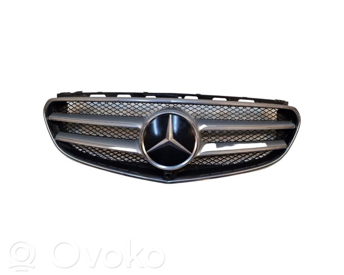 A2128851022 Mercedes-Benz E W212 Grille calandre supérieure de pare ...