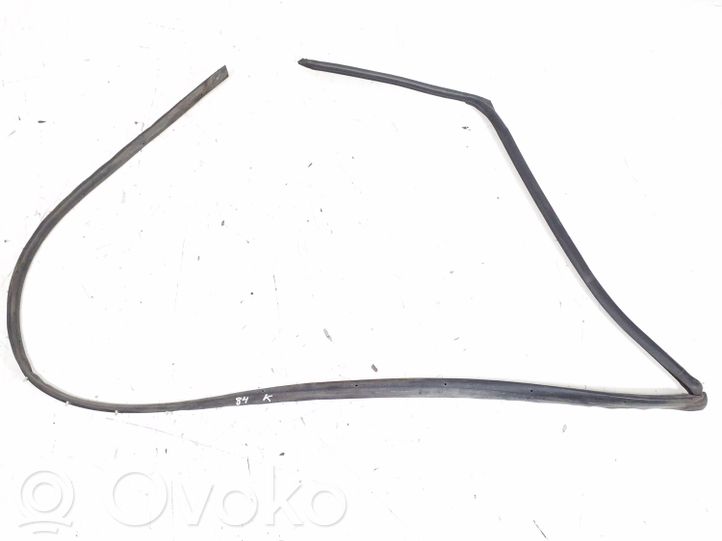 8R0839119F Audi Q5 SQ5 Rear door rubber seal (on body), 10.00 € | RRR
