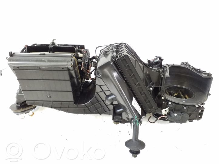 7P5820005M Porsche Cayenne (92A) Interior heater climate box assembly ...