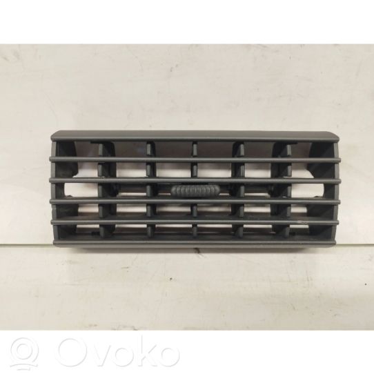 2018310142 Mercedes-Benz 190 W201 Dash center air vent grill, 20.00 € | RRR