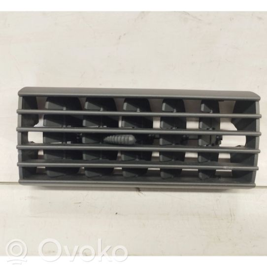 2018310142 Mercedes-Benz 190 W201 Dash center air vent grill, 20.00 € | RRR