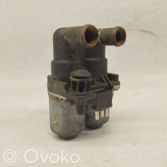0008306584 Mercedes-Benz E W124 Coolant heater control valve, 40.00 € | RRR