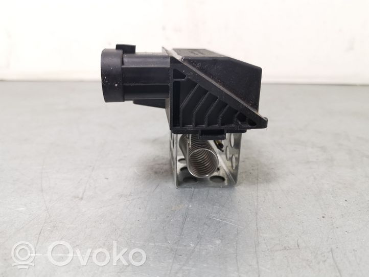 255503792R Renault Captur Coolant fan relay, 36.00 € | RRR