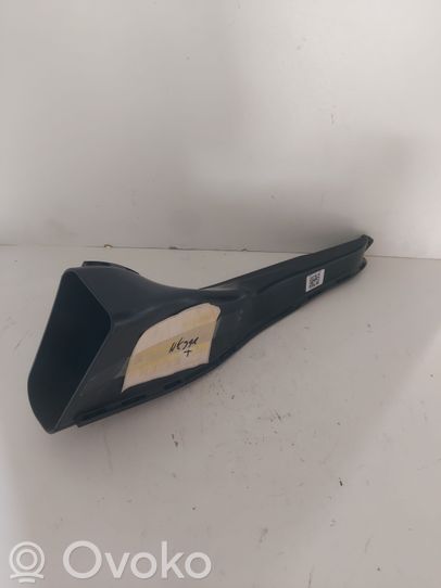 8W0129618F Audi A4 S4 B9 Air intake duct part, 20.00 € | RRR