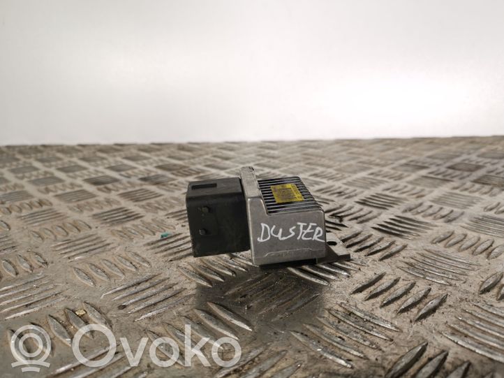 8200859243D7 Dacia Duster Glow plug pre-heat relay, 20.00 € | RRR