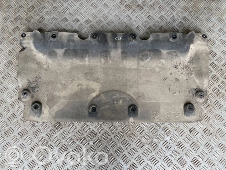 7447194 BMW 3 G20 G21 Engine splash shield/under tray, 35.00 € | RRR