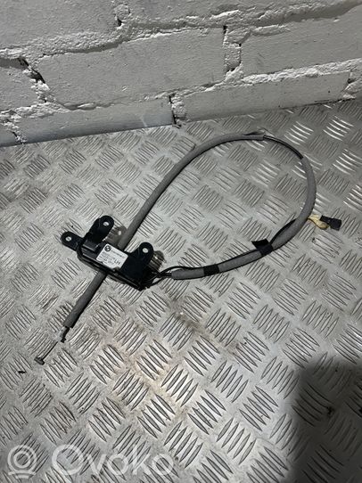 51247183196 BMW X5 E70 Tailgate lock latch, 9.00 € | RRR