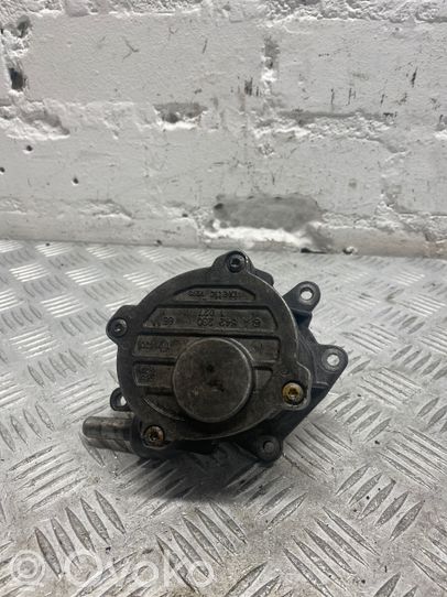 A6422300165 Mercedes-Benz E W212 Pompe à vide, 5.00 € | OVOKO