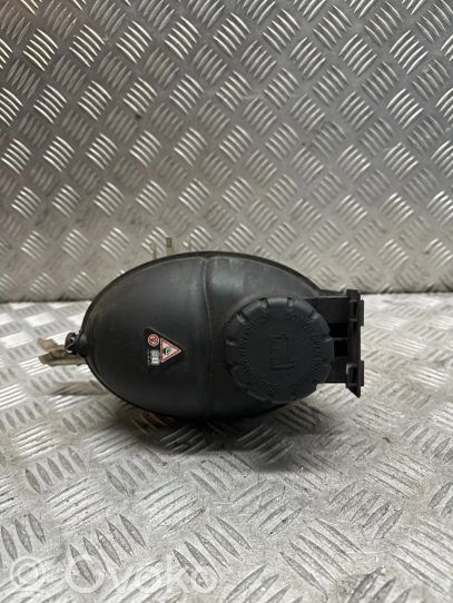 A2045000749 Mercedes-Benz E W212 Coolant expansion tank/reservoir, 5.00 ...