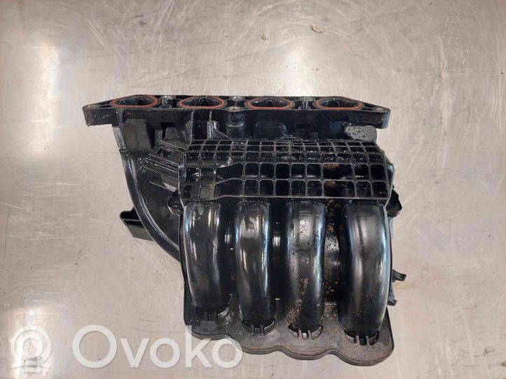 036129709 Volkswagen Golf IV Collecteur d'admission, 15.00 € | OVOKO
