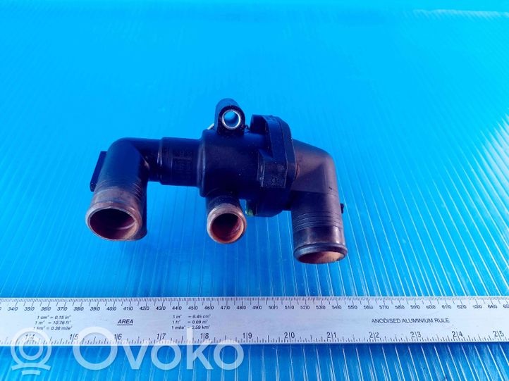 W584A Ford Transit Thermostat/thermostat housing, 25.00 € | RRR