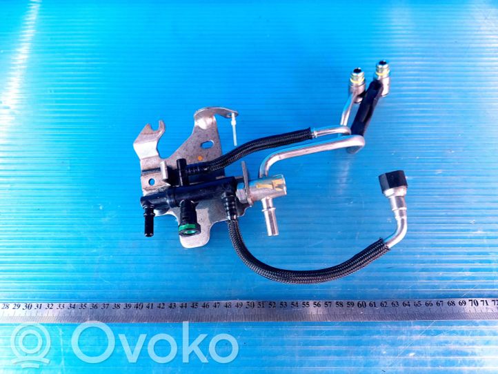 9826329680 Ford Focus Fuel line pipe, 30.00 € | RRR