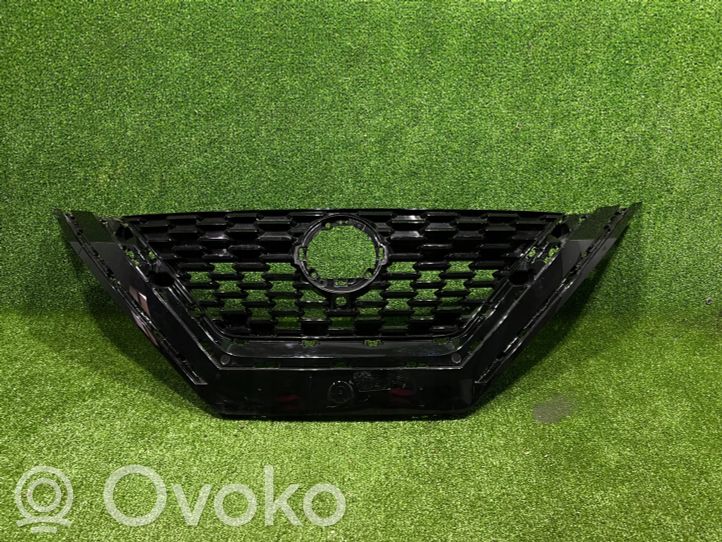 623106UAA Nissan Qashqai J12 Grille calandre supérieure de pare-chocs ...
