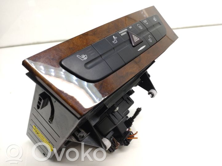 A2116800552 Mercedes-Benz E W211 A set of switches, 35.00 € | RRR