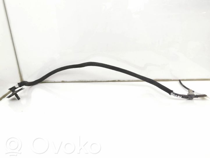 A2128002515 Mercedes-Benz E W212 Vacuum line/pipe/hose, 20.00 € | RRR