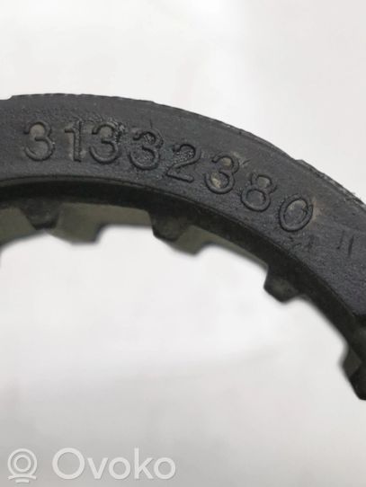 1319708 Volvo V70 Pompe à eau de liquide de refroidissement, 25.00 ...