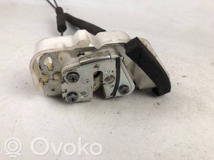 Subaru Outback Rear door lock, 25.00 € | RRR