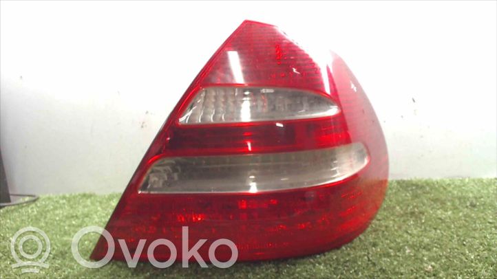 Mercedes-Benz E W211 Rear/tail lights, 68.97 € | RRR