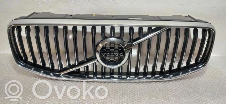 31425535 Volvo XC60 Front bumper upper radiator grill, 211.06 € | RRR