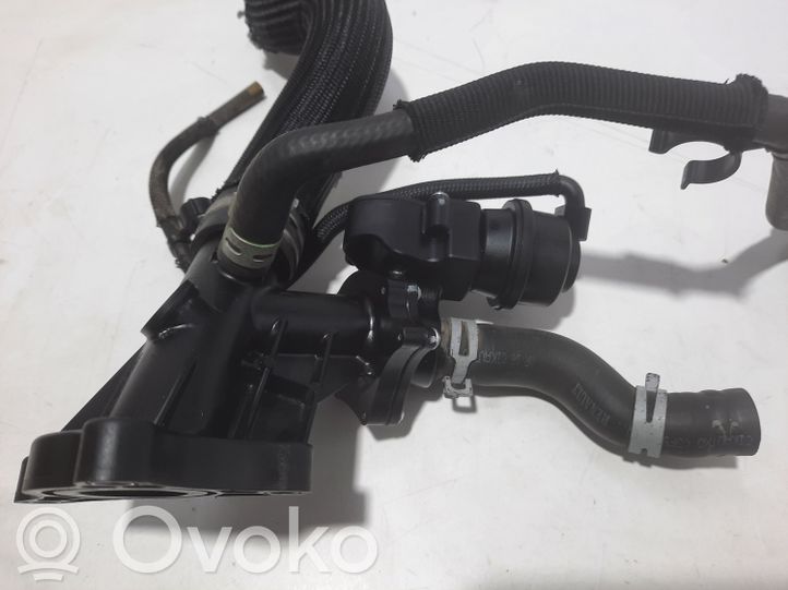 110600686R Nissan X-Trail T32 Thermostat/thermostat housing, 25.00 € | RRR