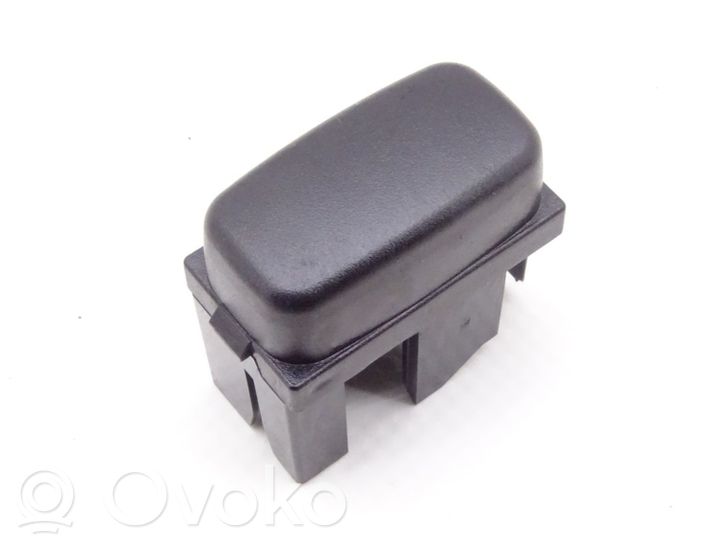 Mitsubishi Outlander Centre console side trim front, 10.35 € | RRR