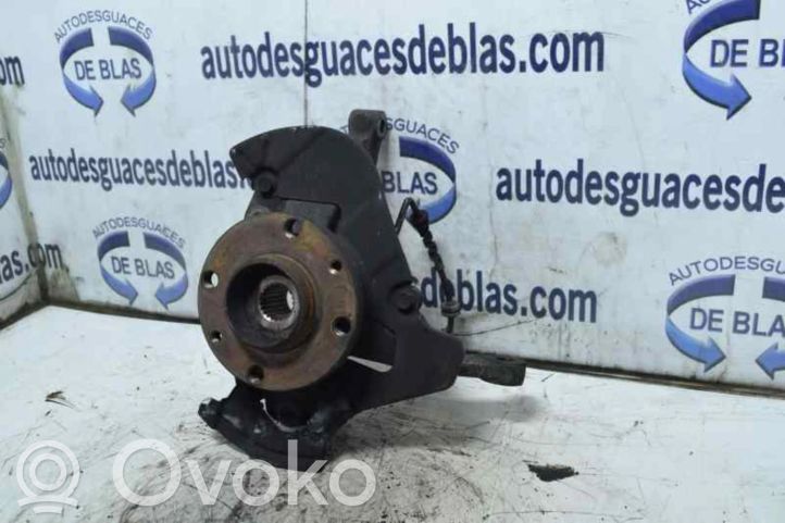 Fiat Panda II Front wheel hub spindle knuckle, 67.09 € | RRR