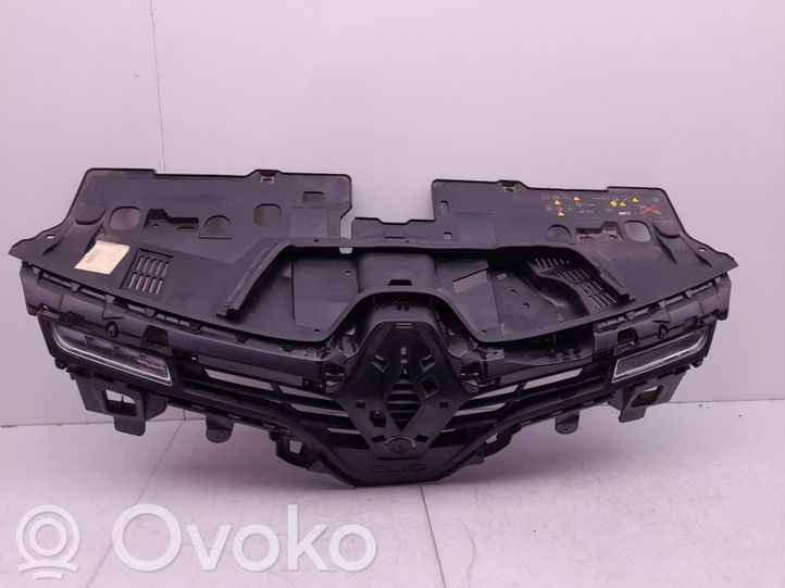 622561433R Renault Clio IV Front grill, 68.88 € | RRR