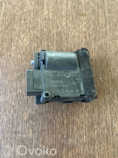 4F0820511B Audi A8 S8 D3 4E Air flap motor/actuator, 10.00 € | RRR